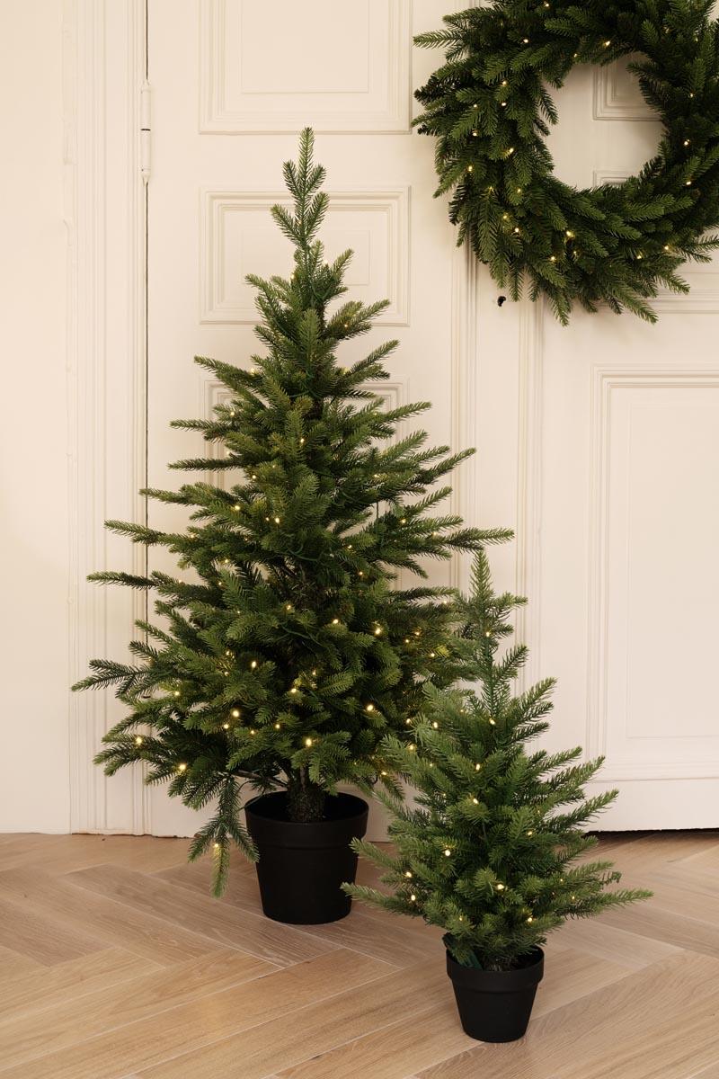 Juletre med ledlys 120 cm | Kremmerhuset